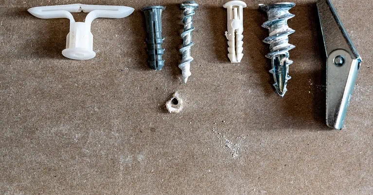 Les différents types de chevilles.