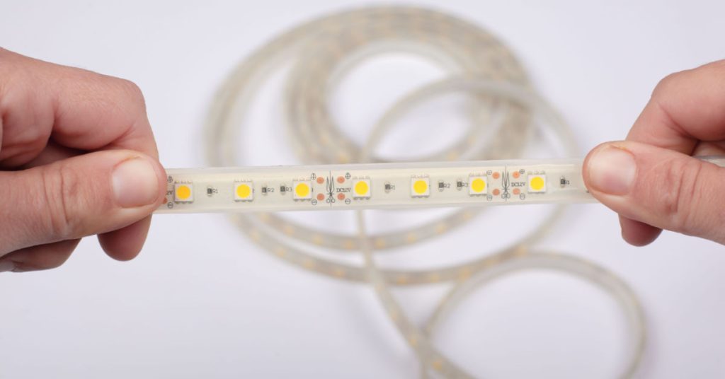 Découvrez les kits rubans LED et décorez votre maison